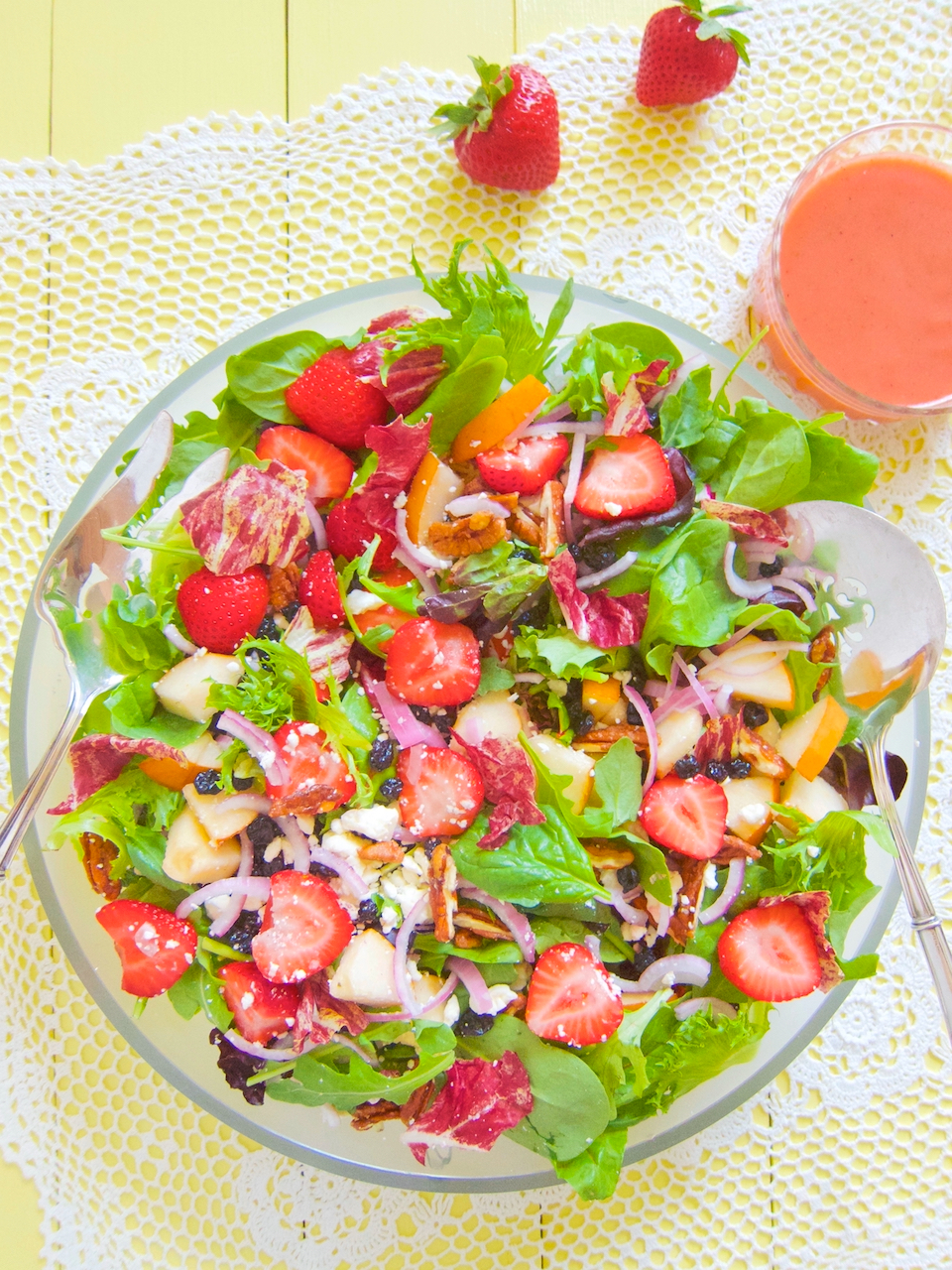 Fresh Strawberry and Pear Salad – Dolly’s Kettle