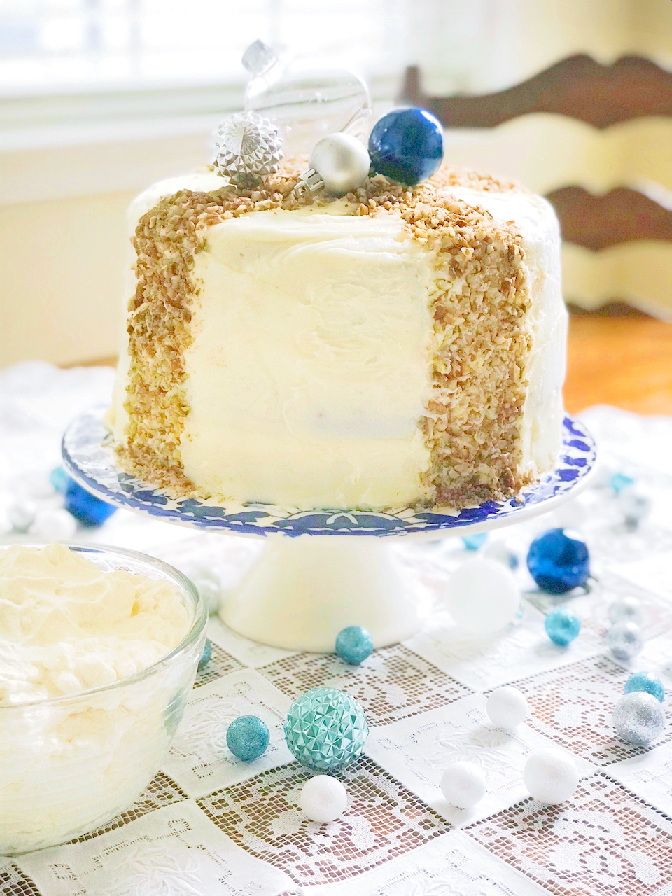 Holiday Three Flavor Cake – Dolly’s Kettle